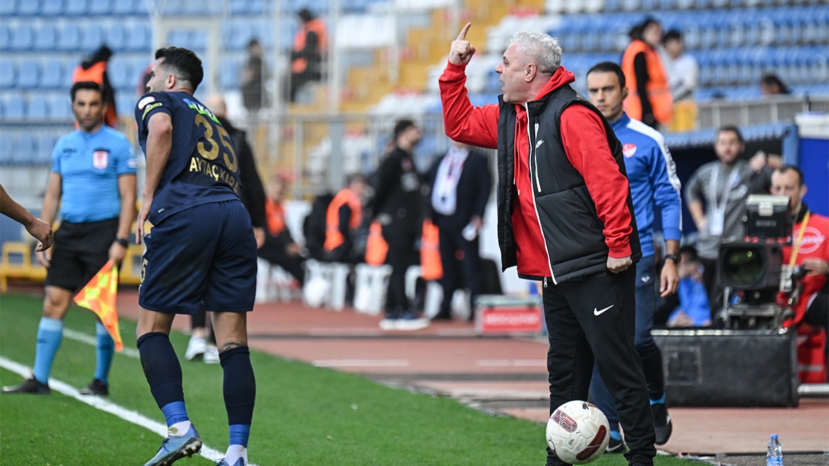 Marius Sumudica: "Oynamak istemeyen de ocak ayında gidebilir" - Sözcü