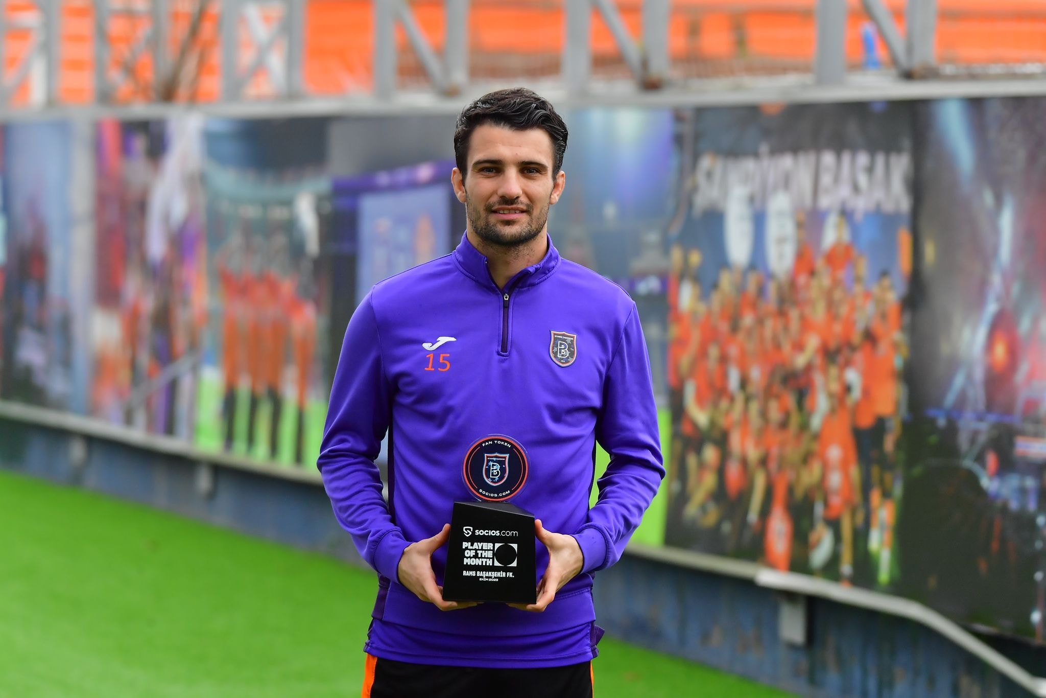 Taraftarlardan Leo Dubois'ya ödül - Sözcü