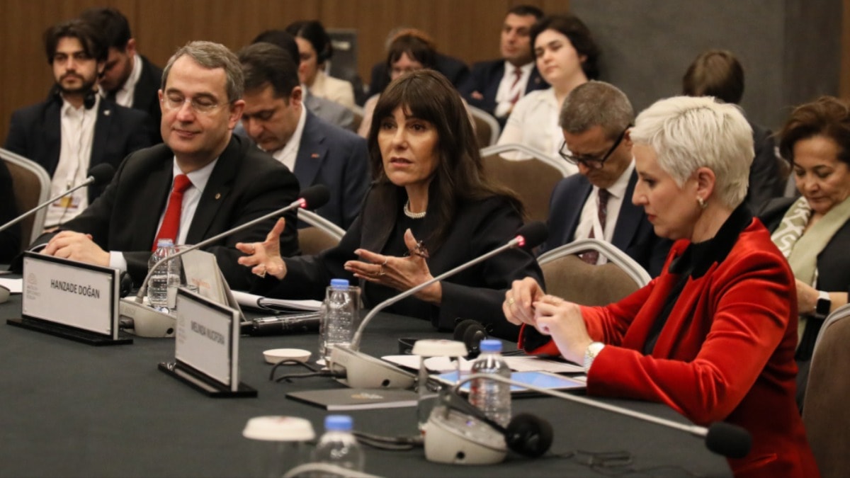 Hanzade Doğan'dan 'Big Tech' uyarısı - Sözcü