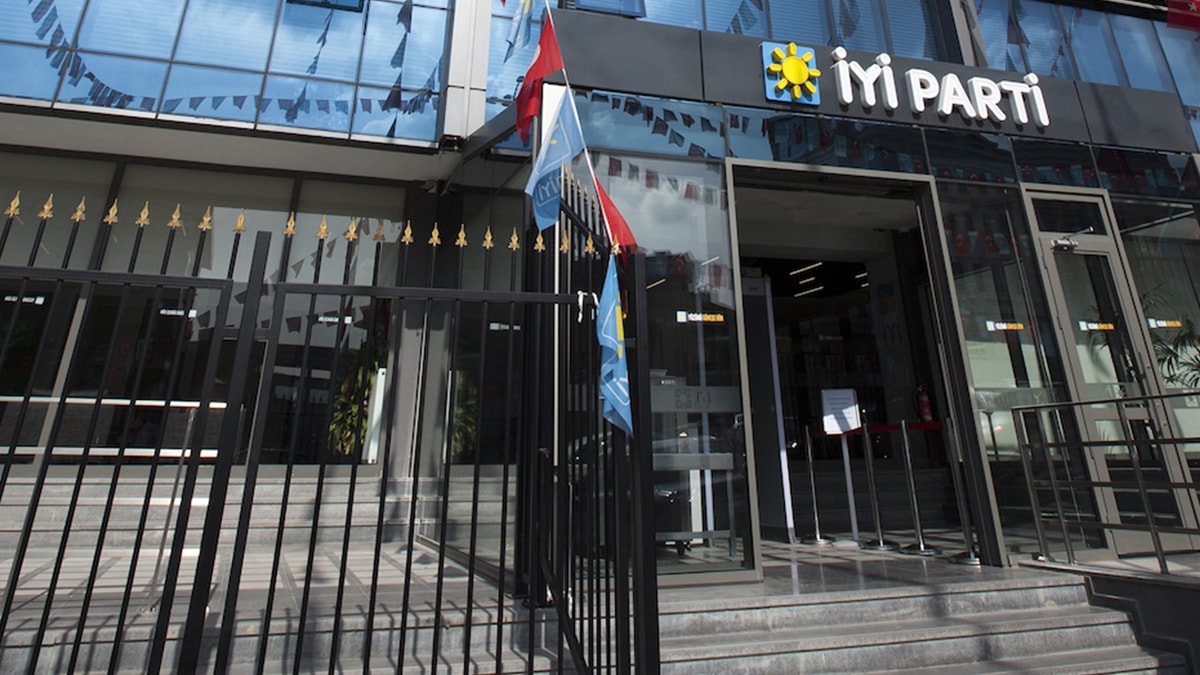 İYİ Parti'de kurultay hazırlıkları - Sözcü