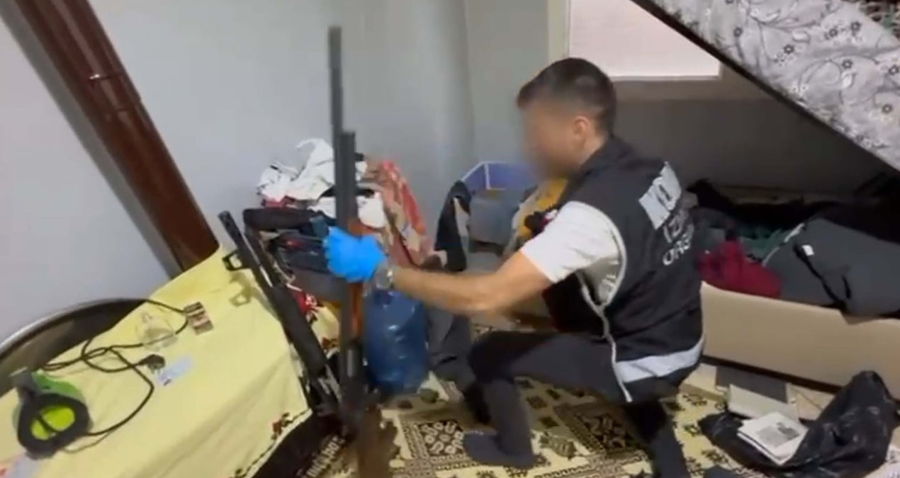 Oto galerici görünümlü tefecilik: Çok sayıda gözaltı var - Sözcü Oto galerici görünümlü tefecilik: Çok sayıda gözaltı var - Sözcü