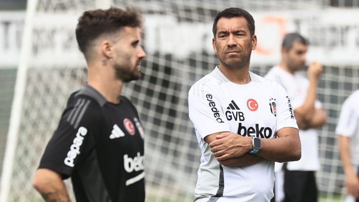 Beşiktaş'ta, Van Bronckhorst’tan Mustafa Hekimoğlu ve sol bek kararı ...