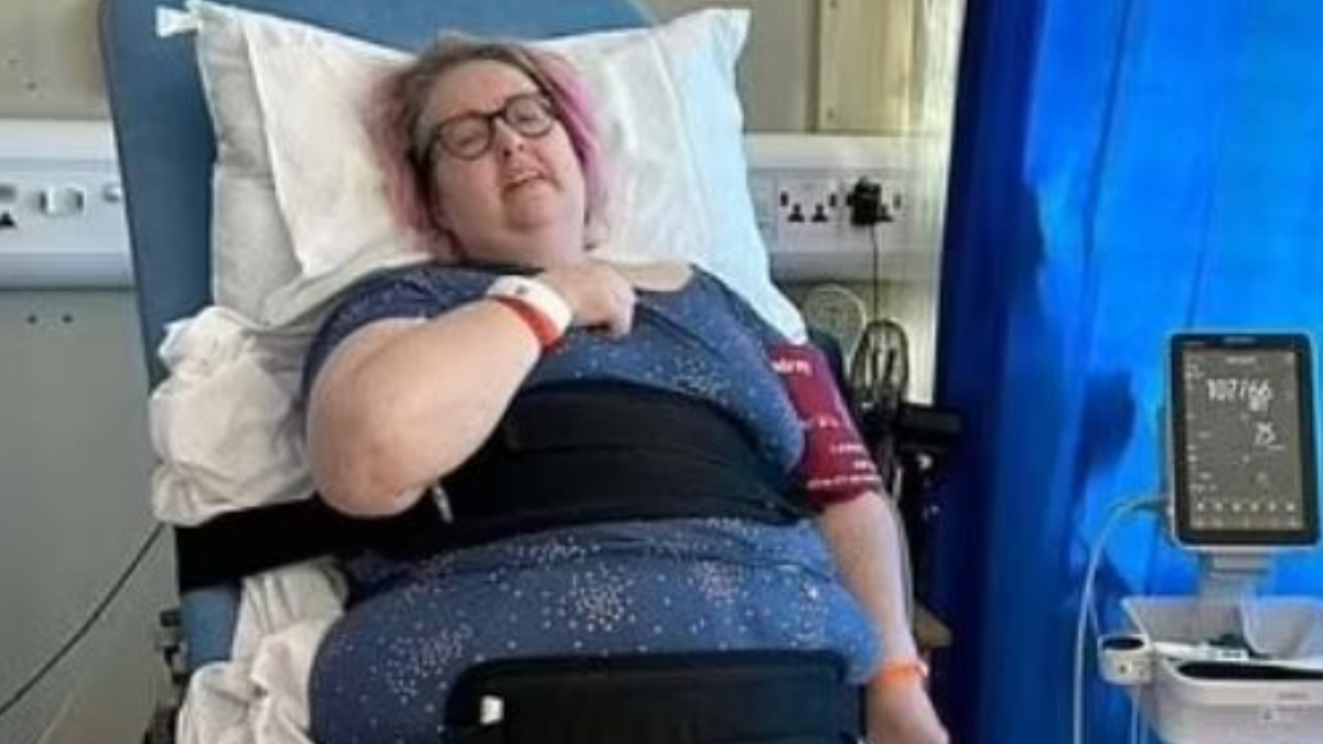 Türkiye'ye yürüyerek girdi ülkesine engelli döndü - Sözcü